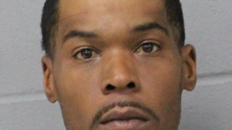 Man robbed at gunpoint in his car at the Domain, suspect charged ...