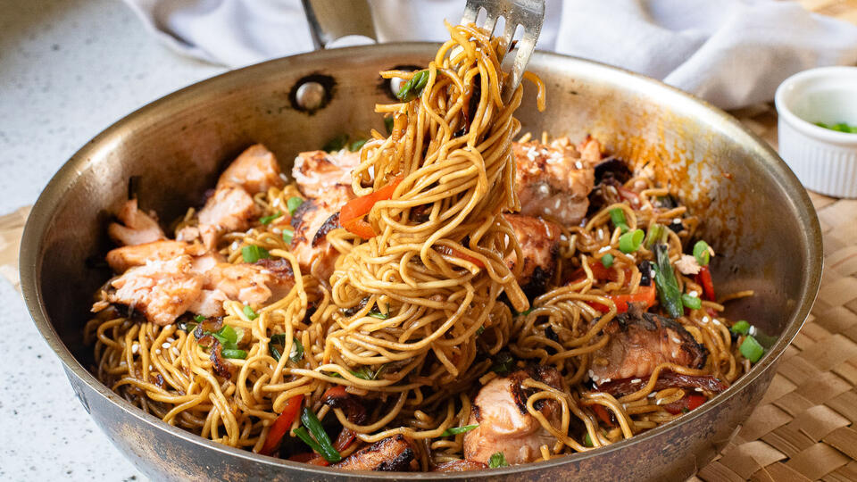 15 Noodle Recipes That Are As Bold As They Are Easy - NewsBreak