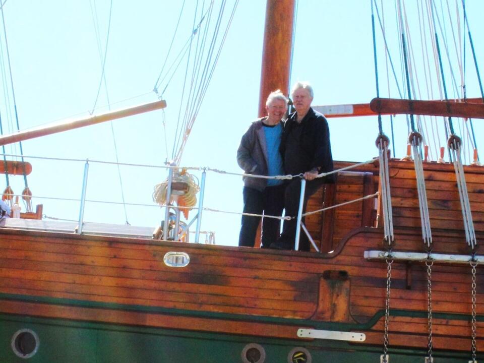 Local retirees build ‘pirate ship'