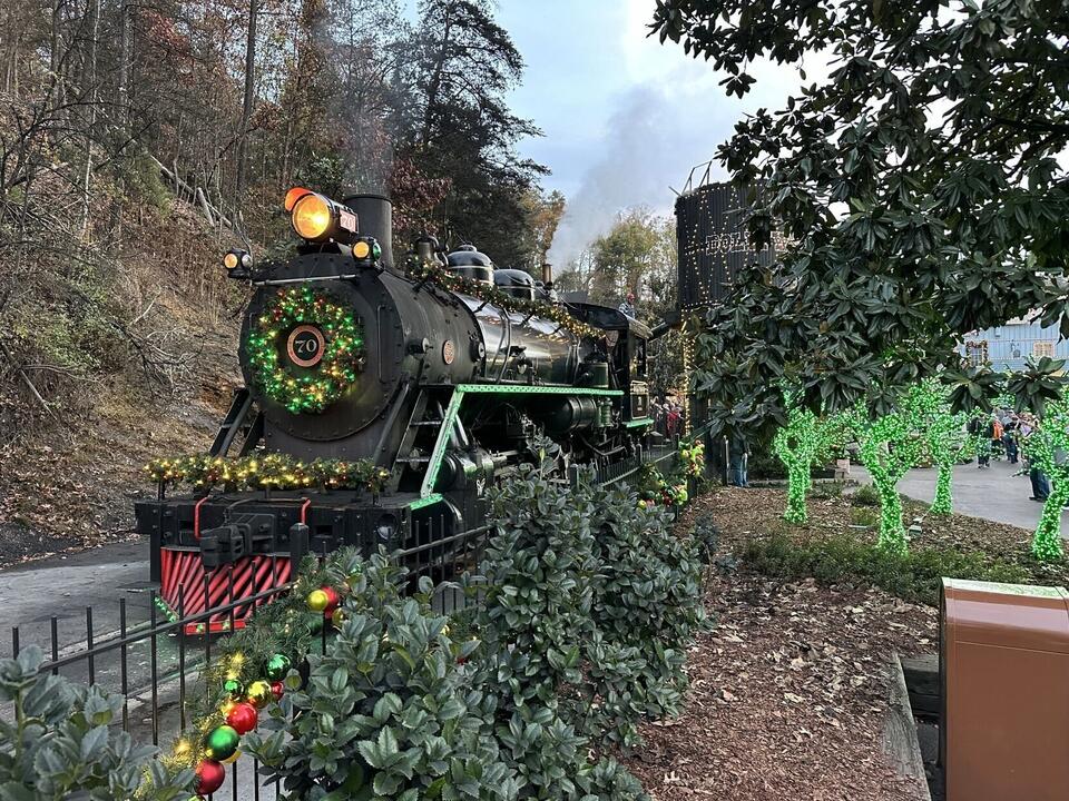 Here are 9 historic train rides in the South to hop on for the holidays ...