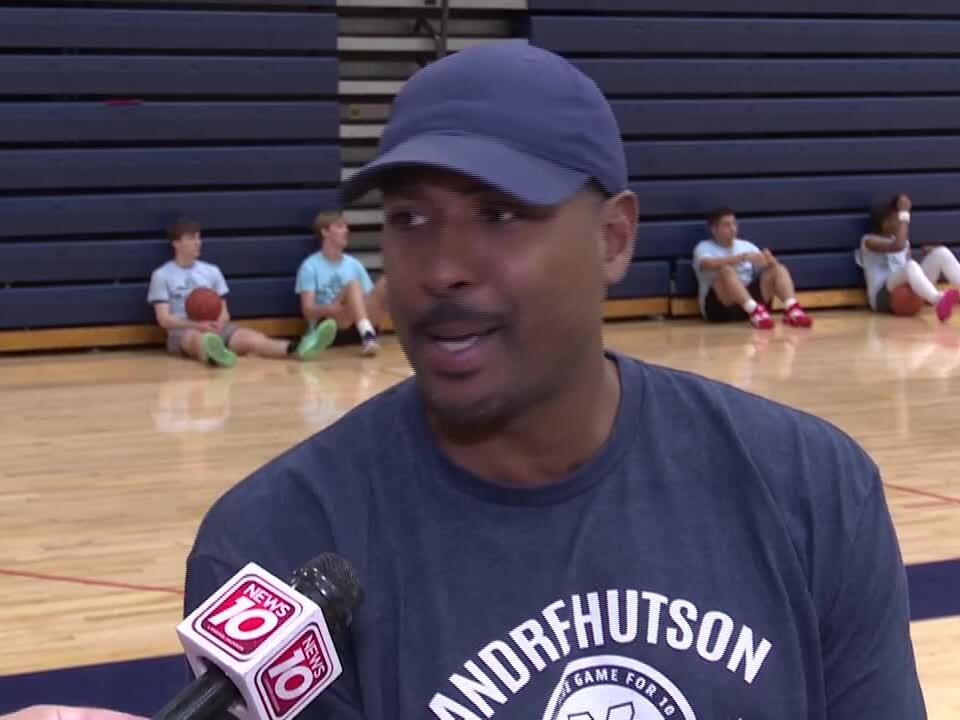 Former MSU basketball player Andre Hutson hosts youth basketball camps