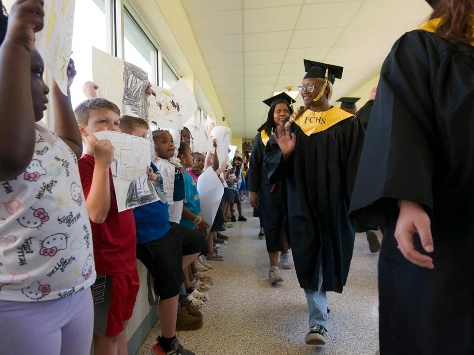 A walk down memory lane: Farmville seniors revisit schools where their ...