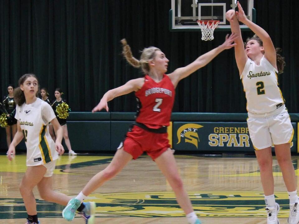Stewart, 3-Ball Propels Lady Spartans Over Bridgeport