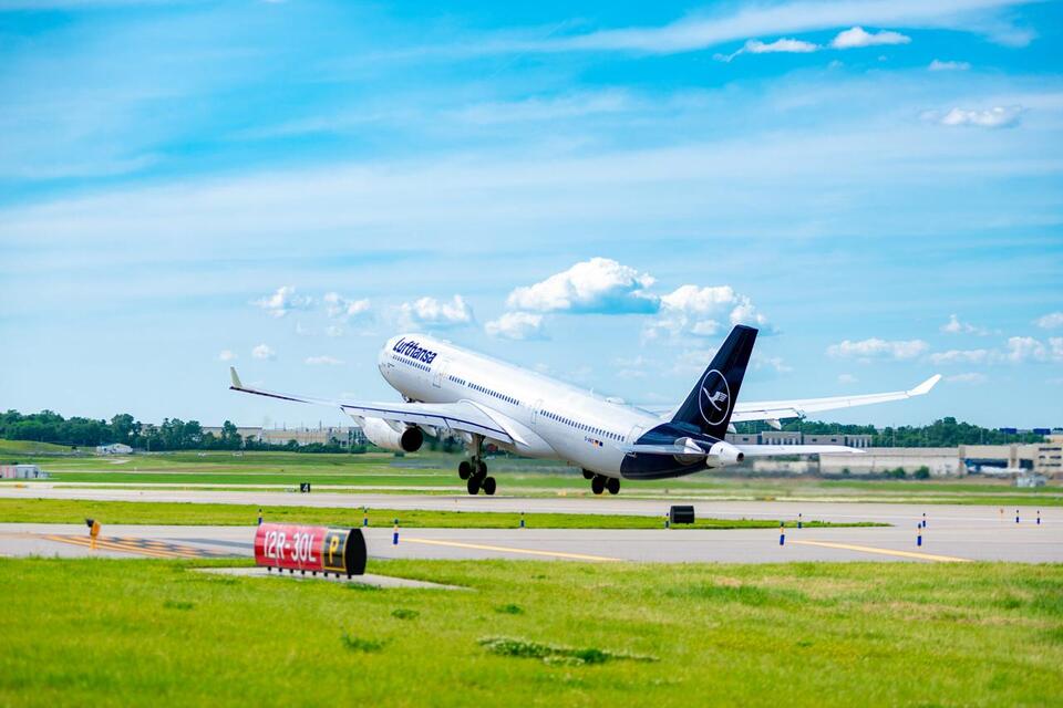 ️ Lufthansa adds more non-stop flights from St. Louis to Frankfurt ...