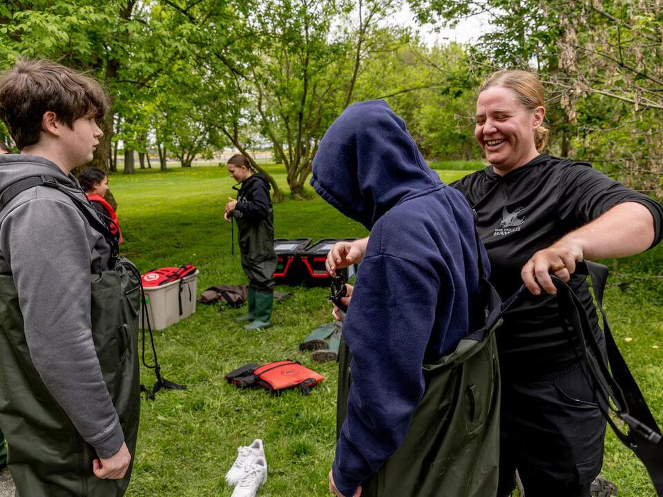 Davison teacher brings love of nature to the classroom with salmon program