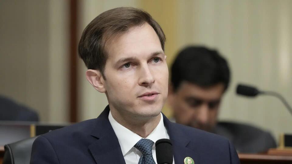 Massachusetts congressman rejects ‘painful’ Trump tariffs - NewsBreak