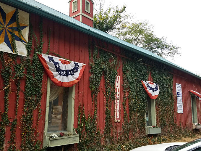 This Little-Known Antique Store In Indiana Has Countless Treasures And ...