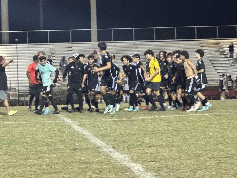 SBHS Boys and Girls Soccer Teams Defeat Krop on the Same Day - NewsBreak