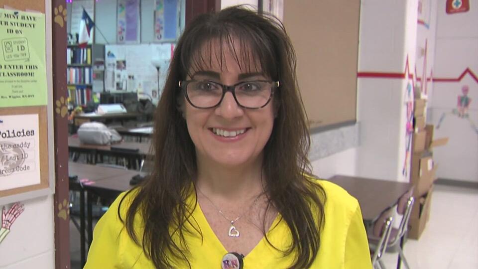 Silsbee High School's Heather Wiggins is a 12News Golden Apple Award ...