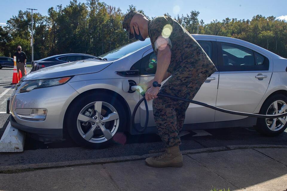 Should Service Members Own an Electric Vehicle? - NewsBreak