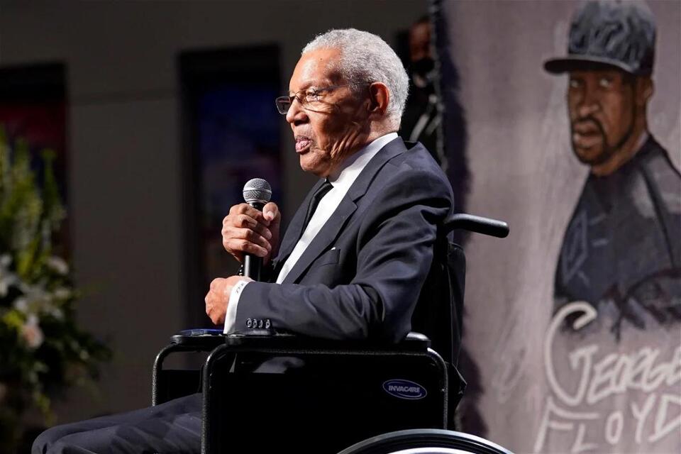 Rev. William Lawson, civil rights leader and longtime Houston pastor ...