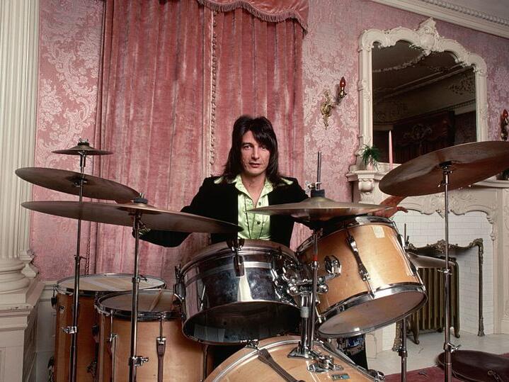 John Barbata dead: Jefferson Starship and Turtles drummer passes away ...