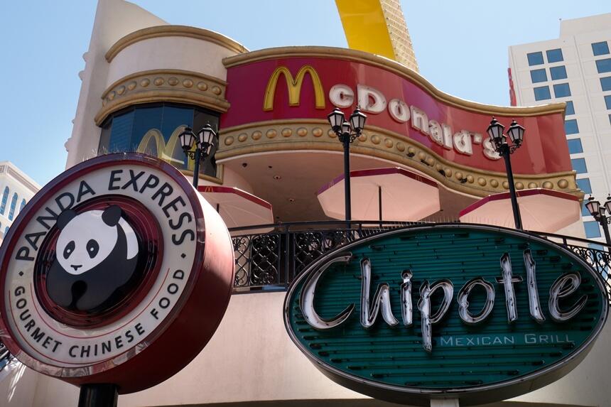 The History of Fast-Food Advertising in America - NewsBreak