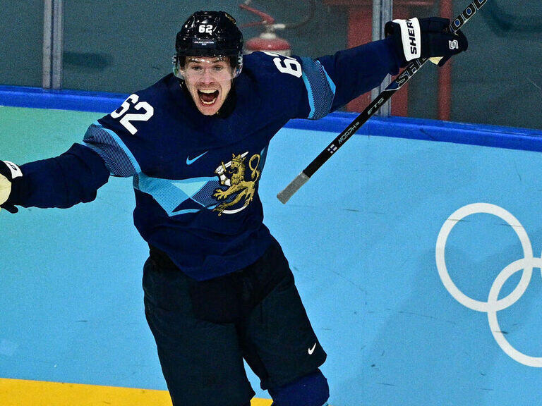 Finland avoids upset vs. Switzerland, heads to men's hockey semis ...
