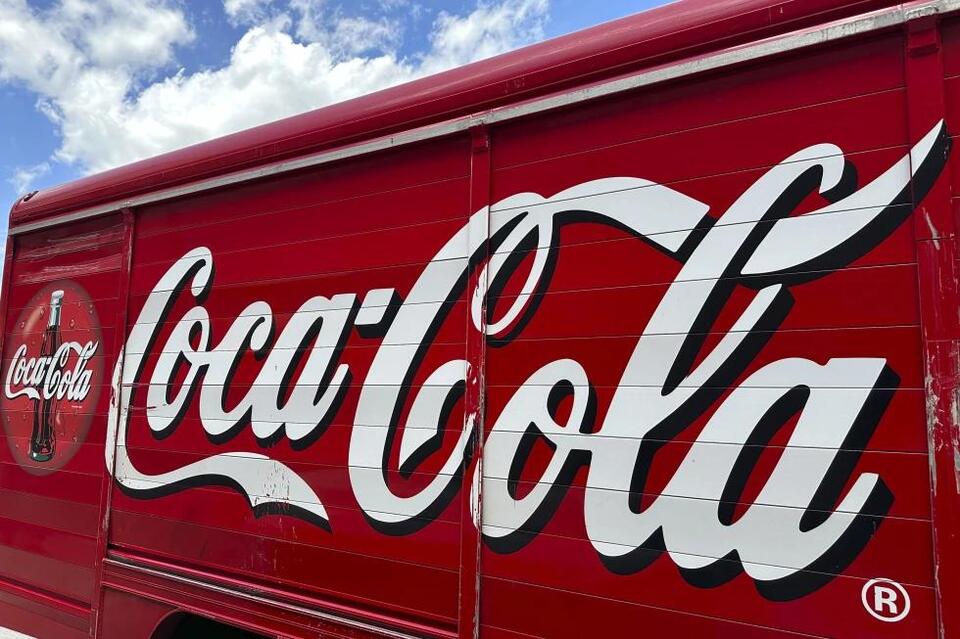 Coca-Cola to pay $6 billion in IRS back taxes case while appealing ...
