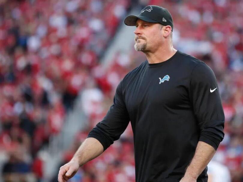 Dan Campbell bites his own kneecaps with fourth down calls in Lions ...