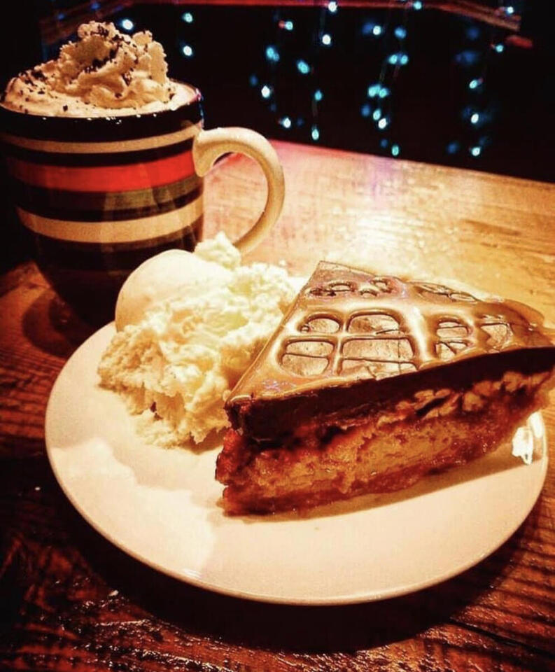 The Apple of Your Pie: 5 Bakeries Where You Can Pick Up a Holiday Pie ...