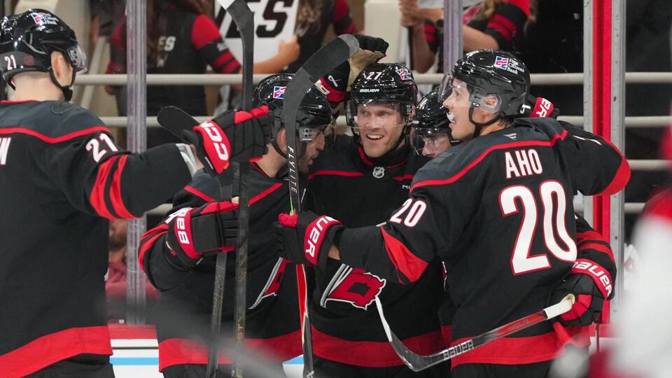 2025-26 NHL Power Rankings: Full 32 Team Breakdown - NewsBreak