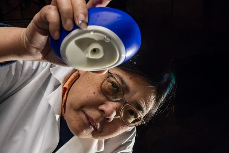 New Spray-Mist Device Delivers Antibiotics Directly into Infected ...