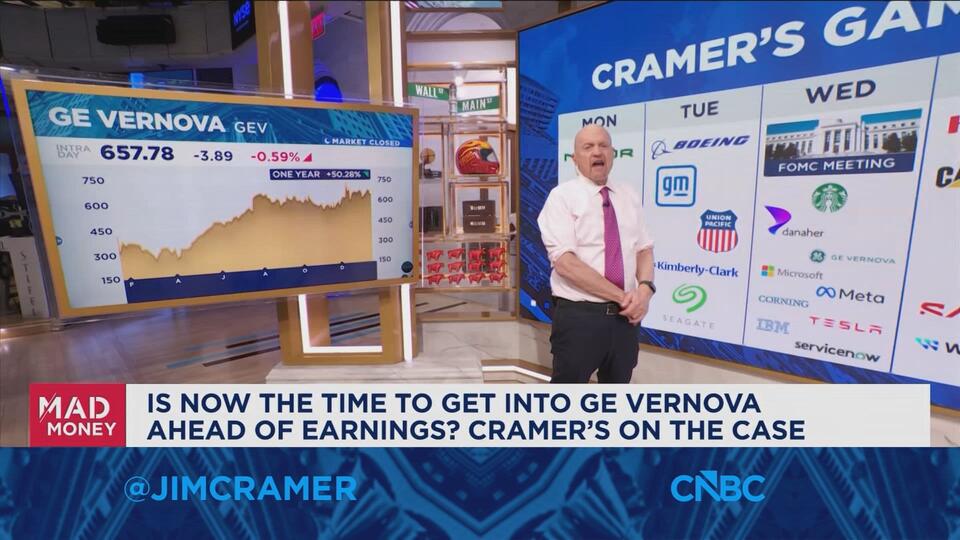 Jim Cramer previews earnings from Apple and two red-hot storage stocks ...