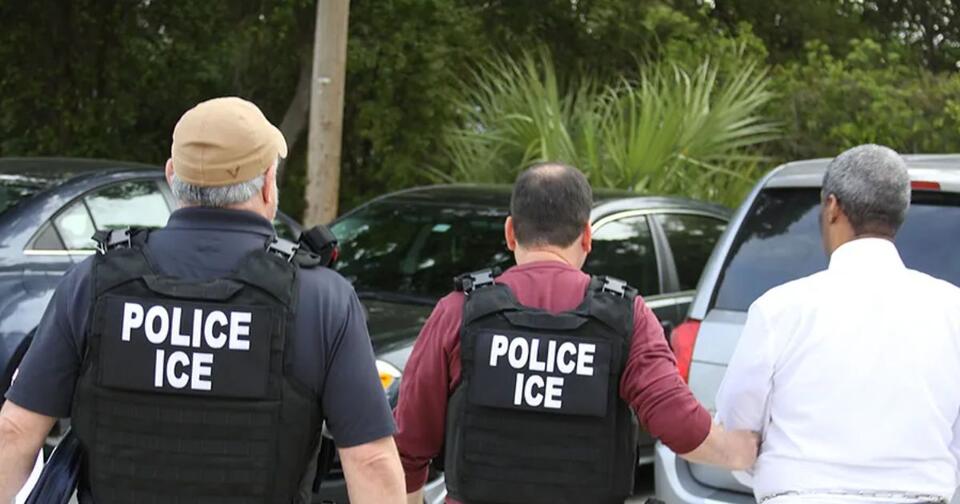 Trump-Backed ICE Awarding Companies Billion-Dollar Contracts to Help ...