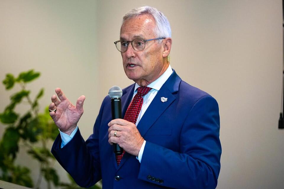 DeWine's Republican Party is no more. Tressel's bow out end of old ...