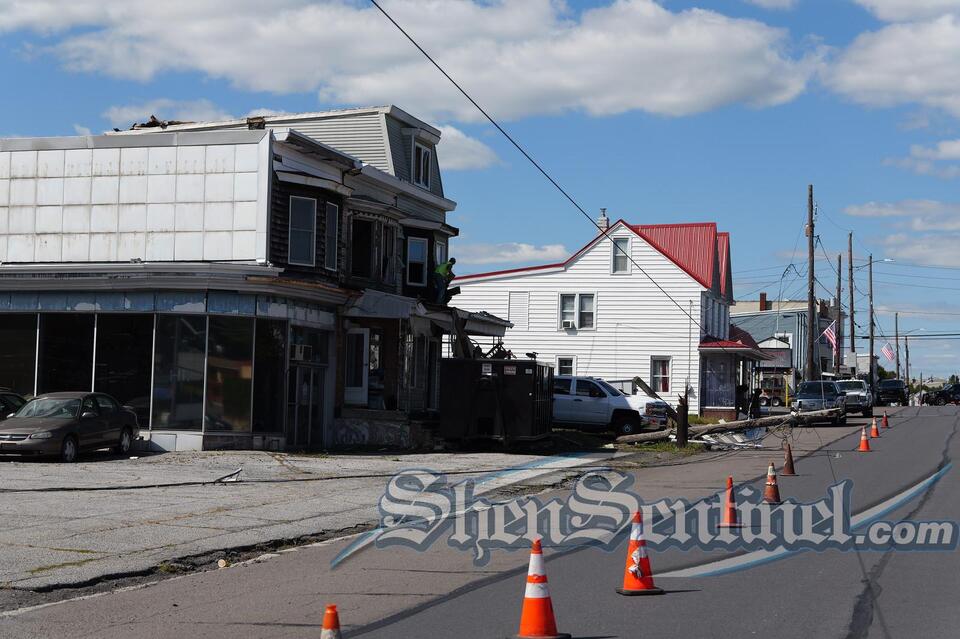 Truck brings down pole, wires, closing Route 61 in Frackville for hours ...