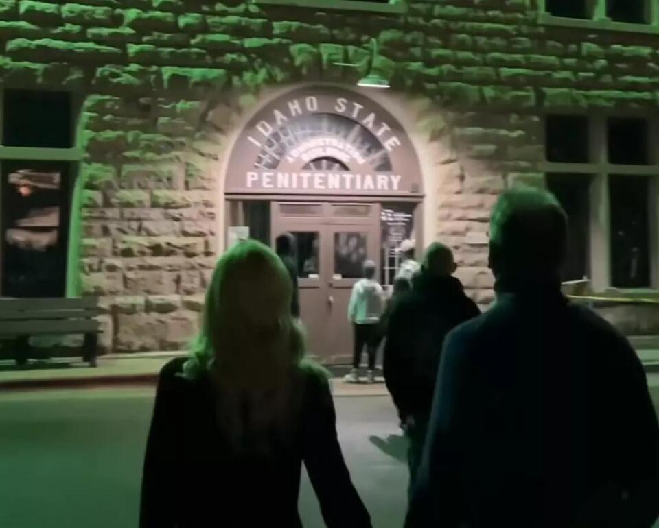 Boise Haunted Halloween Trolley Tour Is Perfect For Spooky Season ...
