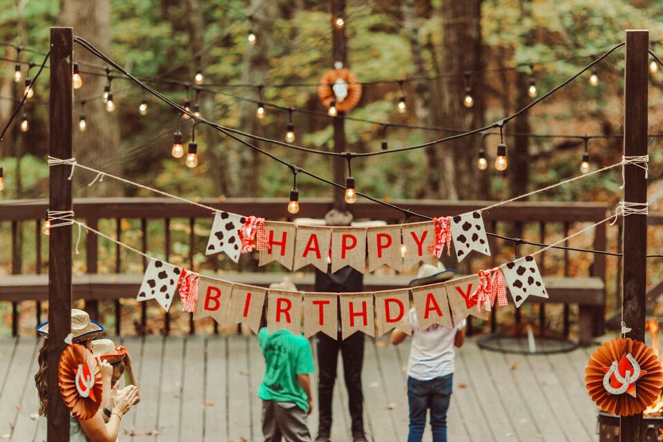 Woman Says She Was ‘Disgusted' After In-Laws Threw Son a Birthday Party ...
