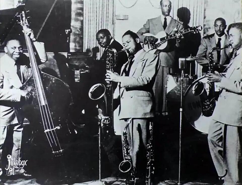 Band of Brothers: The Liggins Brothers - NewsBreak