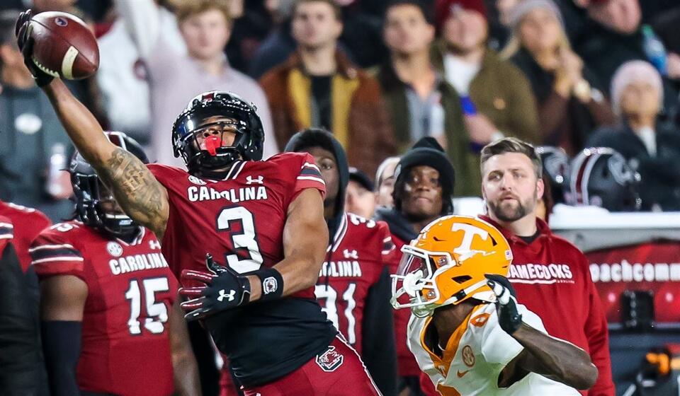 Antwane Wells officially enters NCAA Transfer Portal - NewsBreak