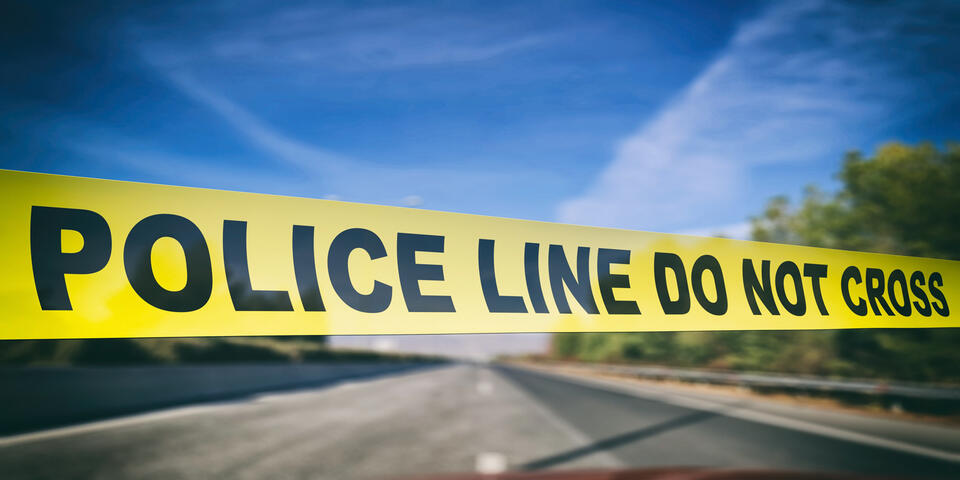 One dead in Arkansas after crash with semi truck - NewsBreak