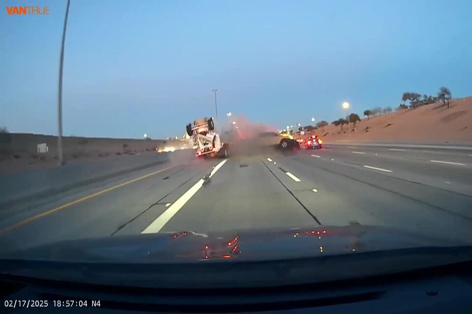 RAW VIDEO: Dash-cam shows moment of impact of fiery crash on US 60 in ...