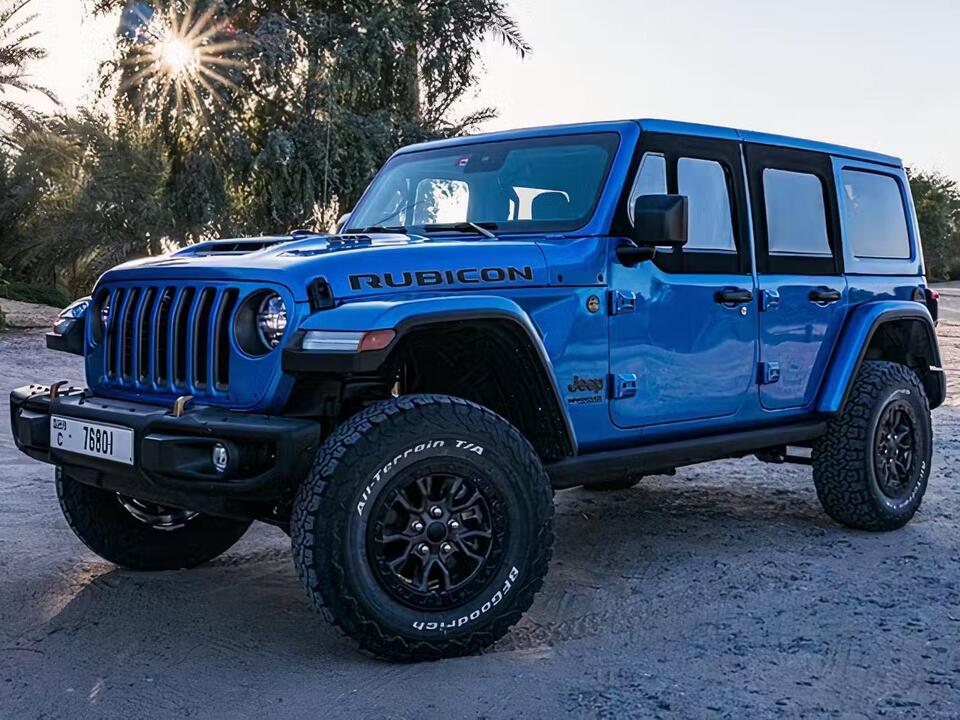 The 7 Fastest V8-Powered Cars With A Manual Transmission In 2024