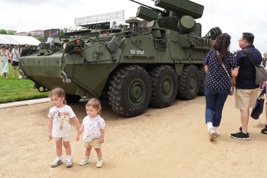 Rain expected as crowds gather in Washington D.C. for Army birthday ...