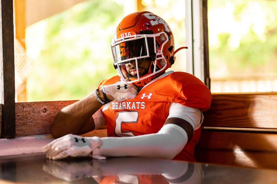 Opportunity to continue playing for former Sam Houston coaches draws CB ...