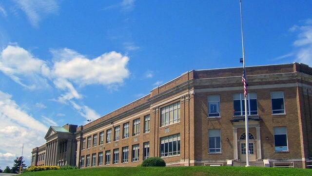 Newburgh schools open on schedule after new threat - NewsBreak