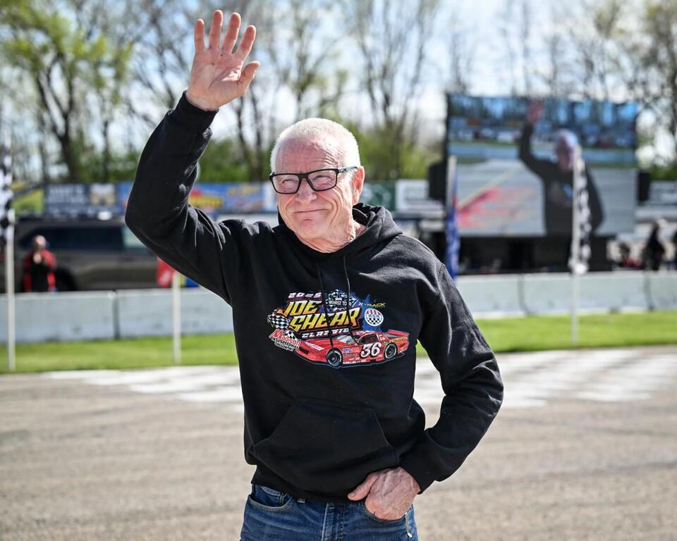 ‘Dumb Young A**’ – Mark Martin Reveals His Strangest NASCAR Regret With ...