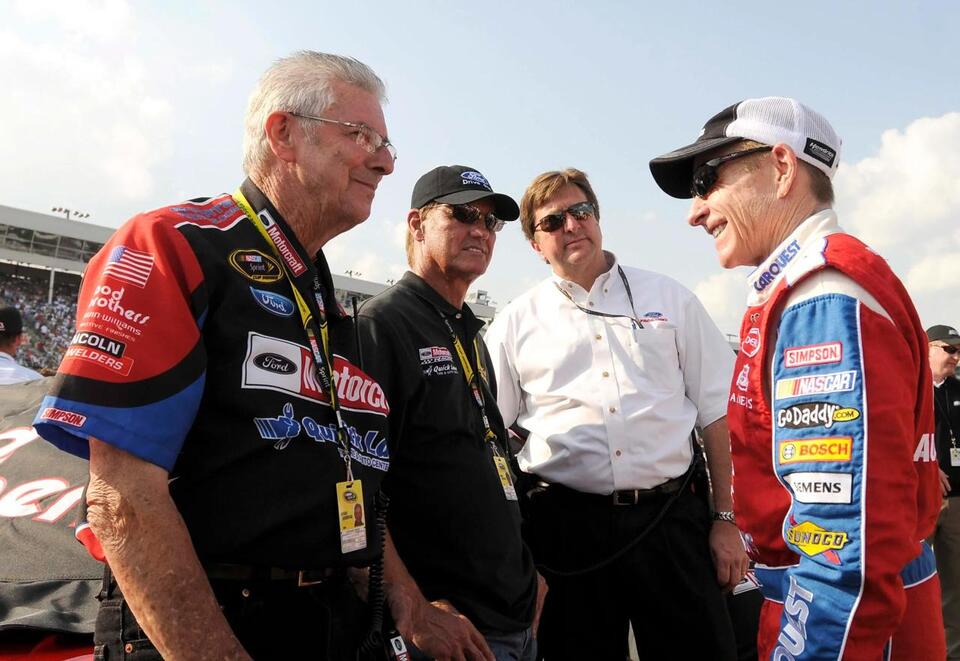 NASCAR Journalist Credits Mark Martin as Push for Full-Season Title ...