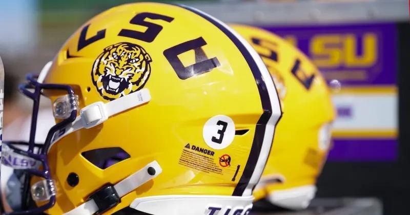 JT Lindsey arrest: Brian Kelly makes first public statement on LSU RB’s ...