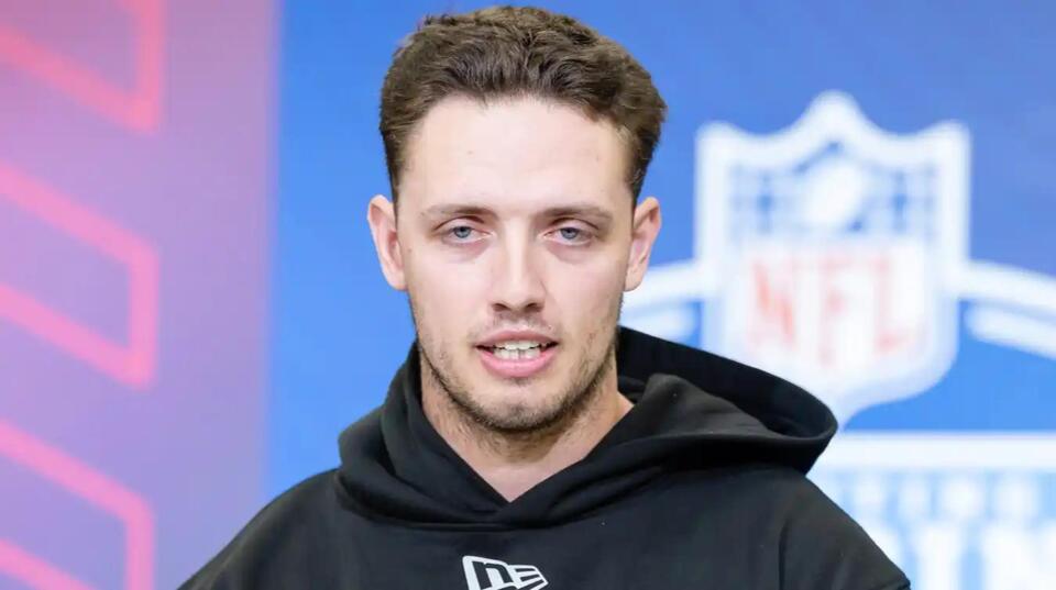 Cardinals HC Mike LaFleur Gets Real Honest About Carson Beck After 3rd ...