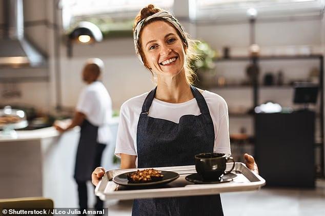 Restaurants across the US to add MANDATORY tipping ahead of World Cup ...