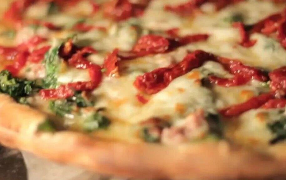 98-Year-Old Philly Pizza Landmark Closes Permanently - NewsBreak