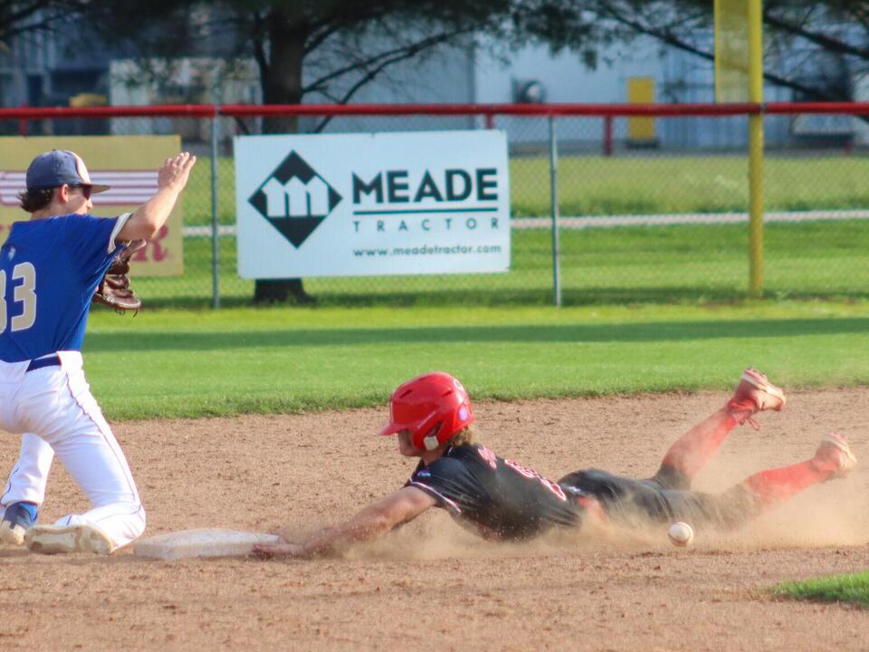 Commanders favored to win 19th District again