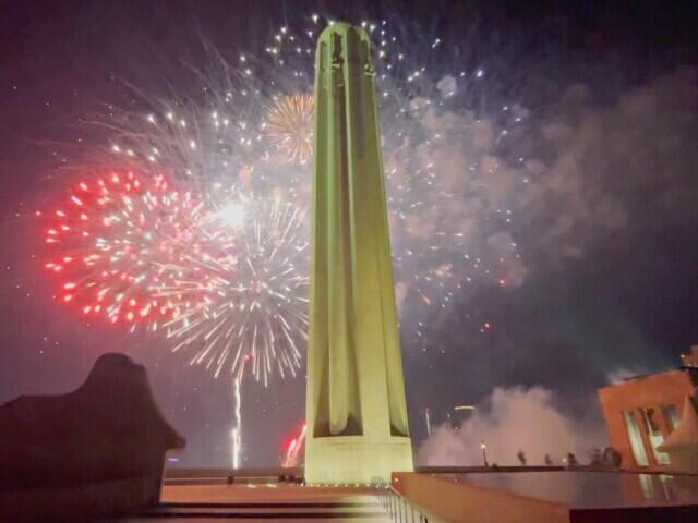 VIDEO | Fireworks light up sky at National World War I Museum and Memorial