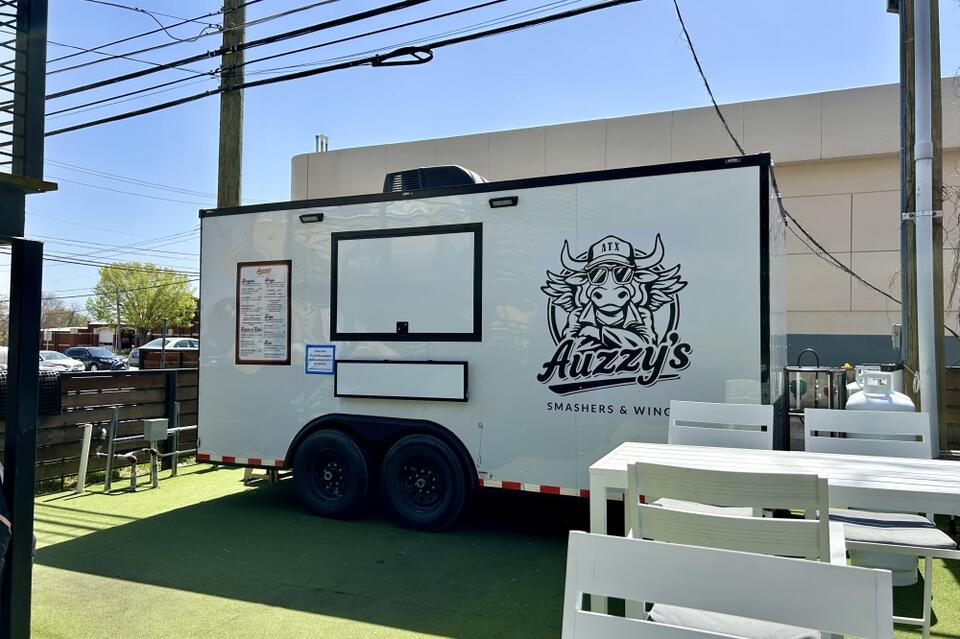 Auzzy's food truck opens at Pflugerville brewery - NewsBreak