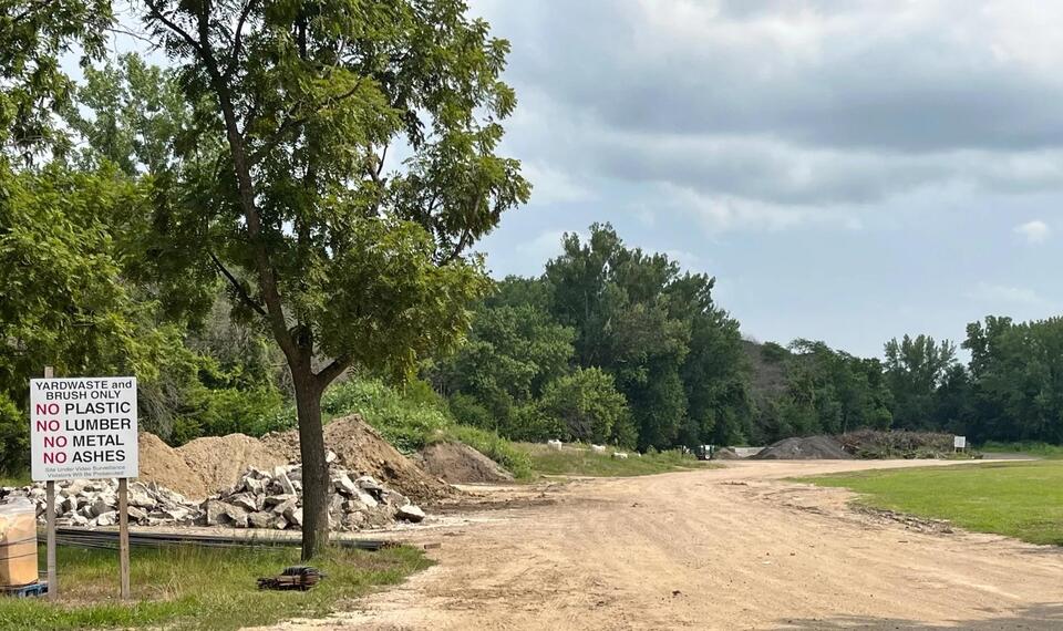 Jefferson Residents Reminded to Use Yard Waste Dump Site this Fall ...