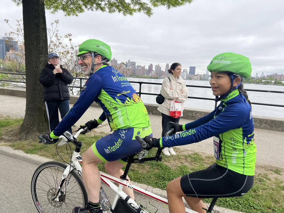 A New York City nonprofit helps blind riders take bike rides. I rolled ...