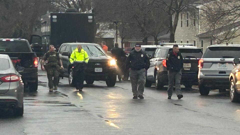 Murder-suicide in Virginia leaves woman and 3 children dead, police say ...