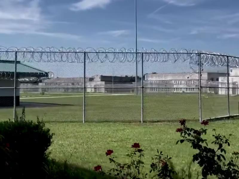 Lee Correctional Institution inmate stabbed to death, SCDC says